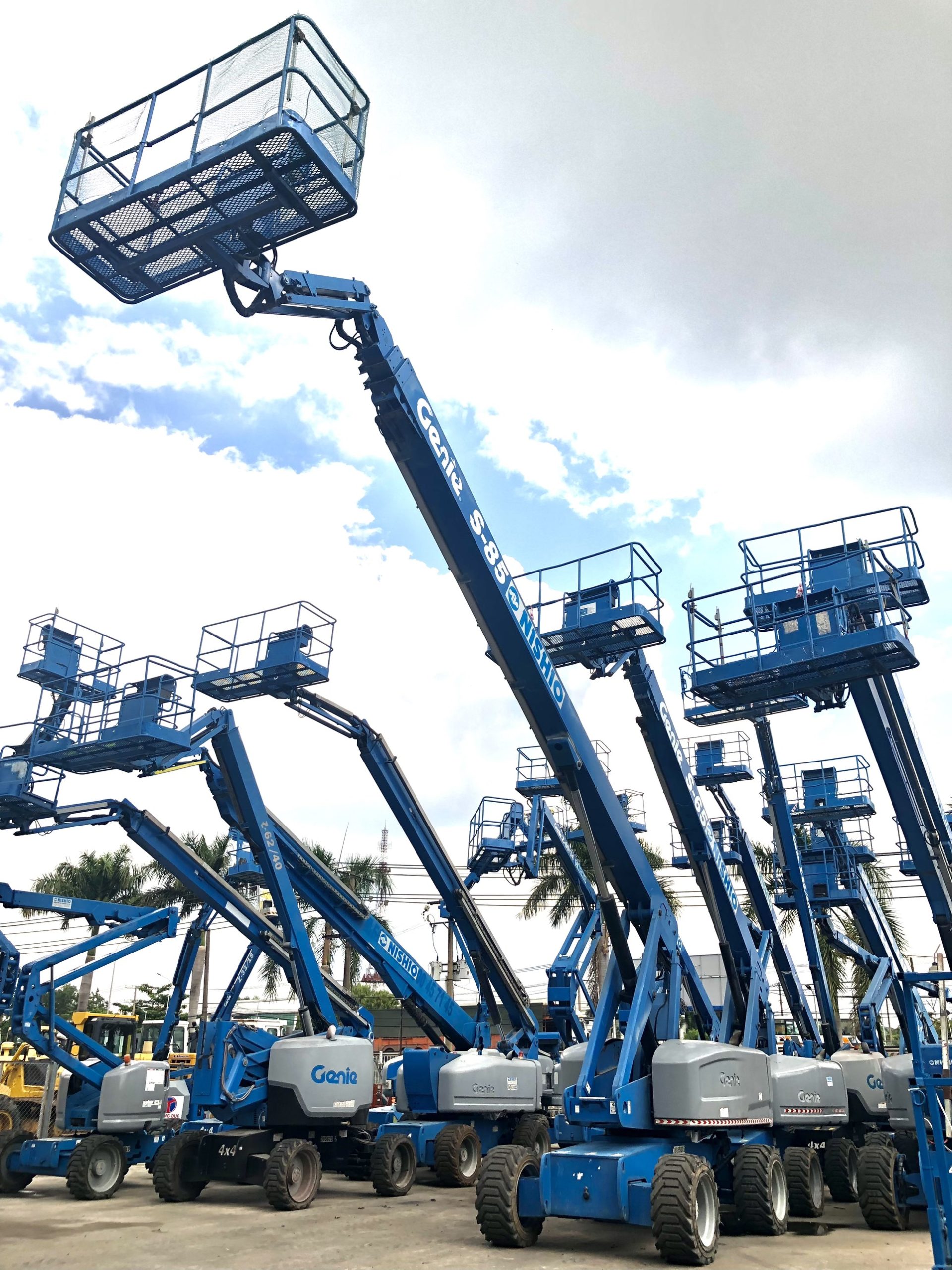 Sewa Scissor Lift Dan Boom Lift Area Surabaya, Sidoarjo, Gresik Dan ...