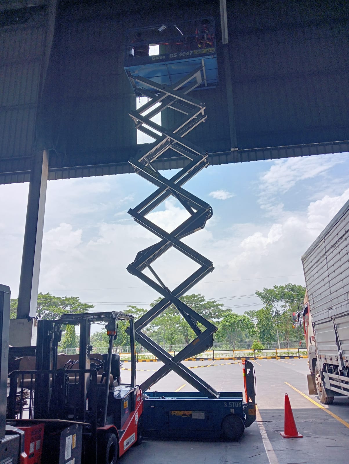 Sewa Boom Lift Dan Scissor Lift Klaten Boyolali Magelang Jawa Tengah ...