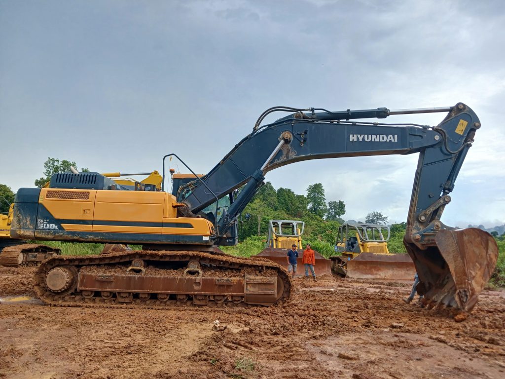 Jual Alat Berat Excavator Hyundai HX500L T3 , TAHUN 2023 ( Unit Kab ...