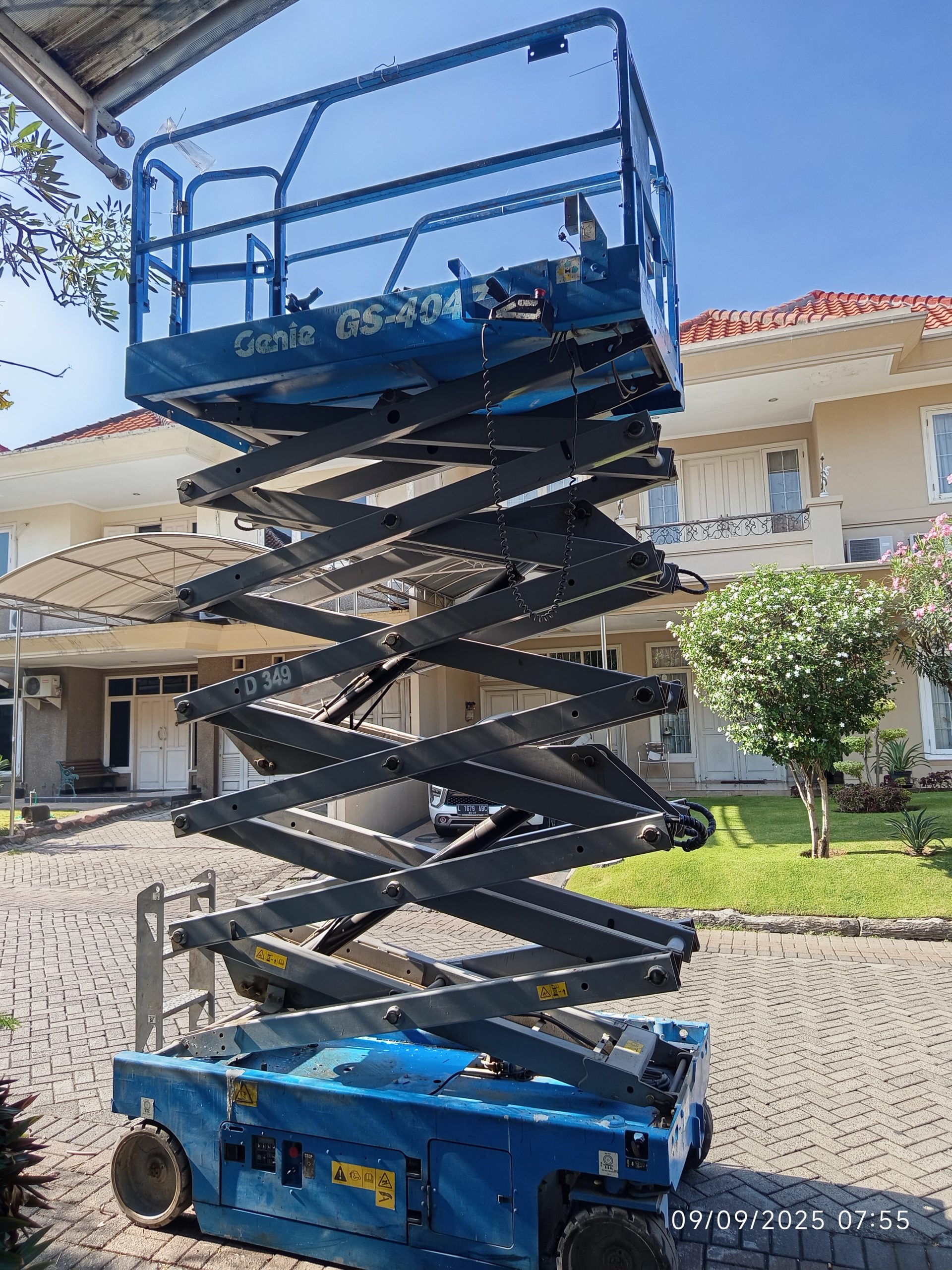 Jasa Sewa Boom Lift Dan Scissor Lift Di Denpasar Badung Nusa Dua Bali ...